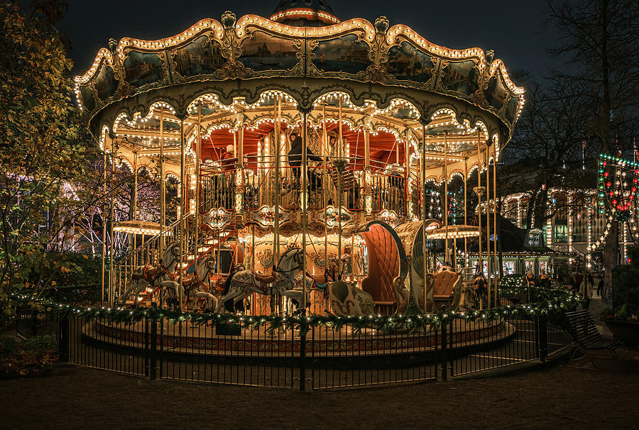 Merry Go Round Photograph by Par Soderman - Pixels