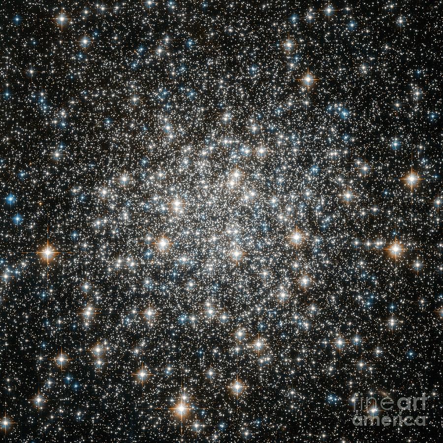 Globular Star Clusters