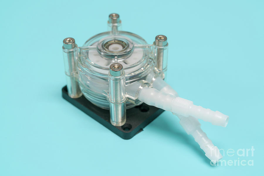 Microfluidic Peristaltic Water Pump Photograph by Wladimir Bulgar/science Photo Library | Fine ...