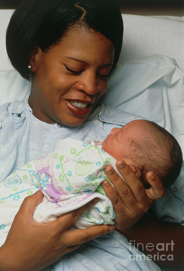 Mother Holding Her Premature Baby Photograph by John Greim/science ...
