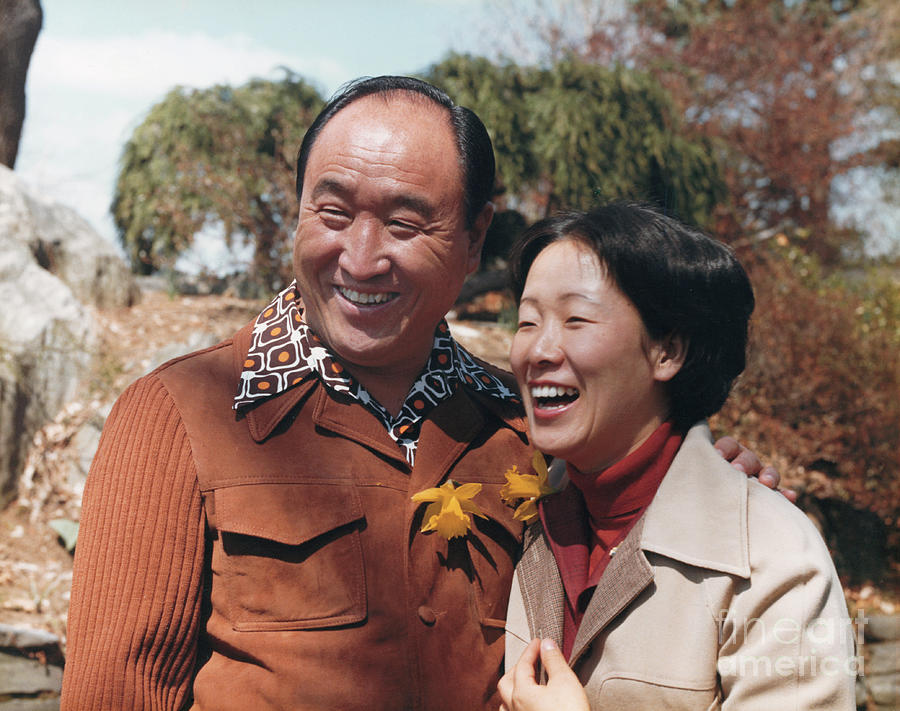 Reverend Sun Myung Moon And Wife Photograph By Bettmann