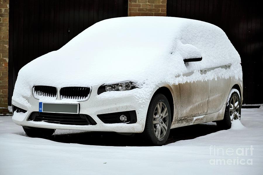 Snow-covered Car Photograph by Stephen Burt/science Photo Library - Pixels