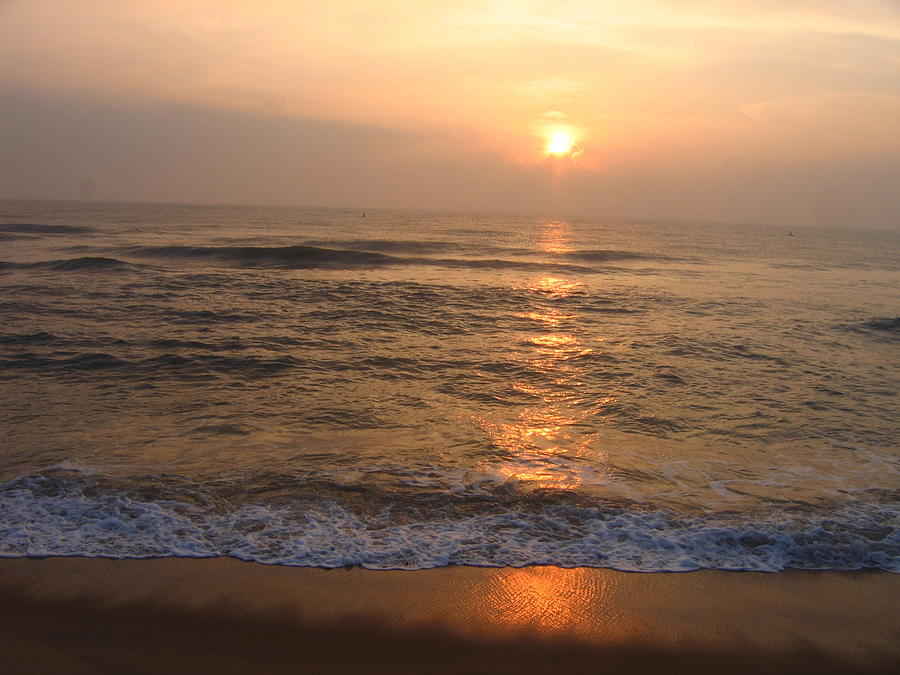 The Sun Line Photograph by Sudhamshu Hebbar - Pixels