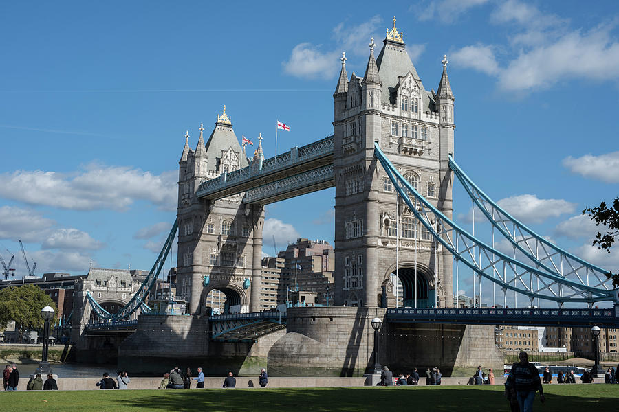 Tower Bridge Photograph by Peter Ritson | Pixels