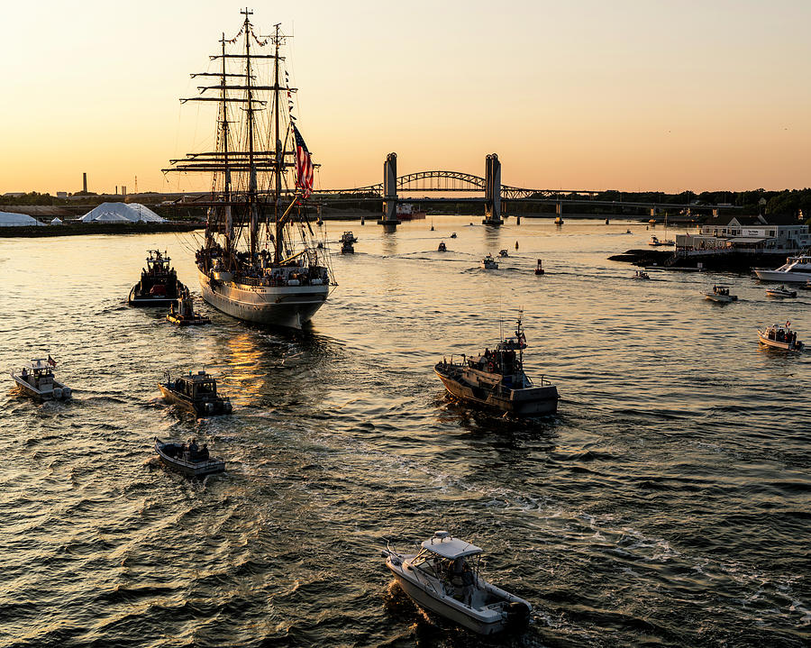 US Eagle Going Upstream Photograph by Ross Warner - Pixels