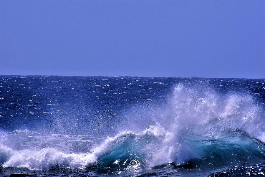 Waves on the Great Barrier Reef 7 Photograph by Flo McKinley - Pixels