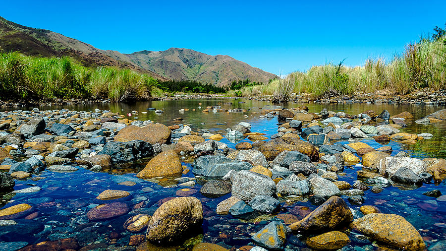 Beautiful River Scenery Pictures Photograph by Weiking - Fine Art America