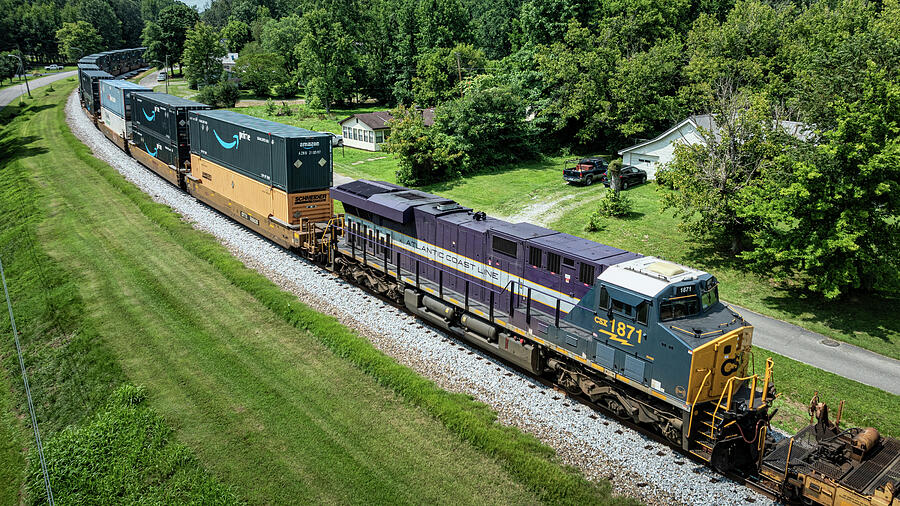 Atlantic Coast Line Heritage Unit CSXT 1871 at Mortons Gap Ky Photograph by Jim Pearson - Fine ...