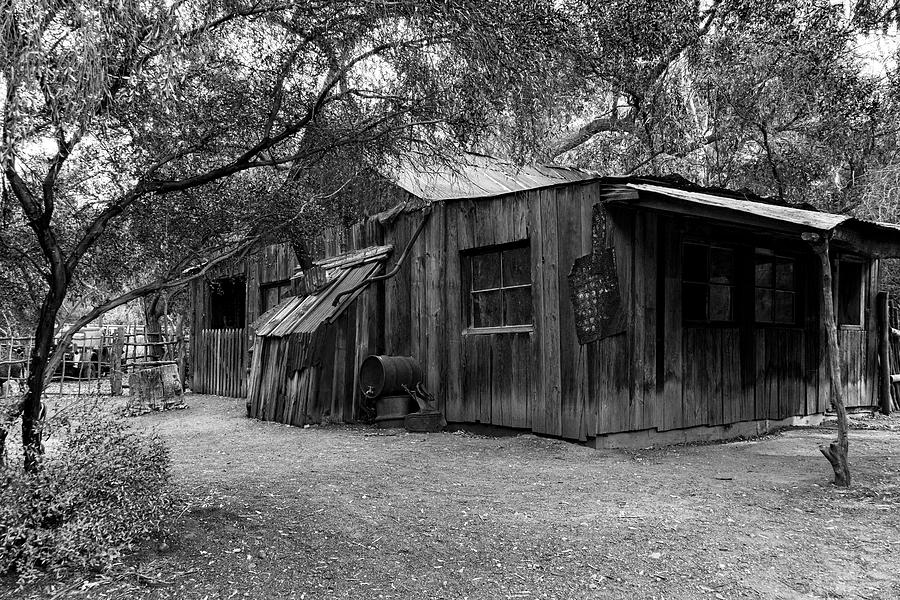 Australian Outback shed Photograph by Gary Peterson - Pixels