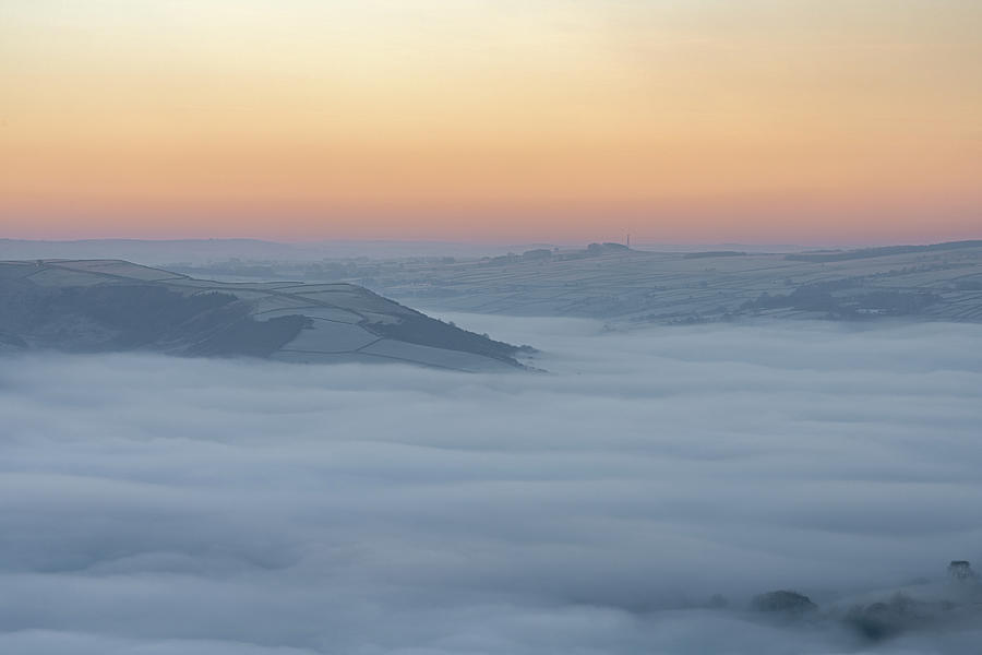 Bamford Edge sunrise cloud inversion in the Peak District National Park ...