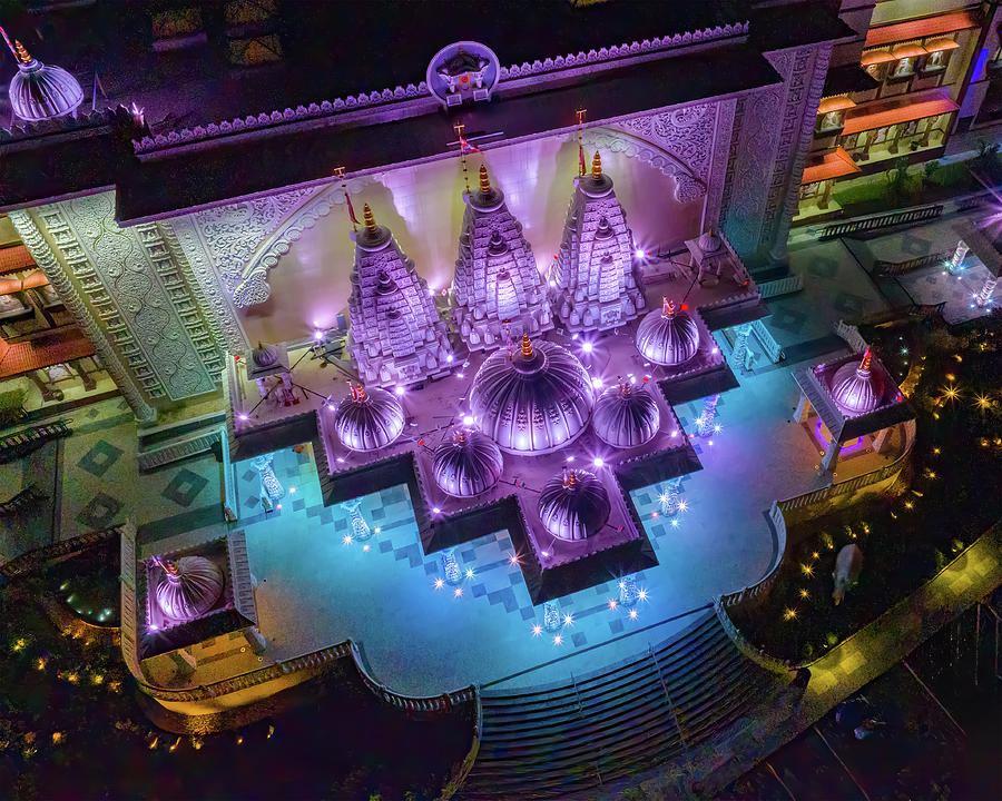 BAPS Shri Swaminarayan Mandir Photograph by Jerry Fornarotto - Fine Art ...