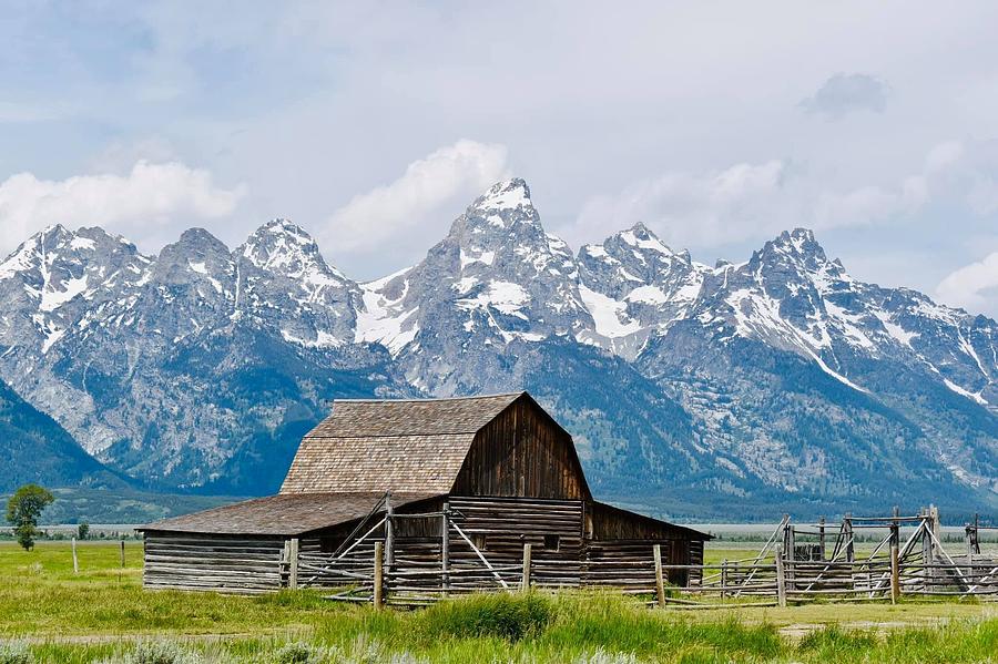 Barn Photograph by Andre Gethers - Fine Art America