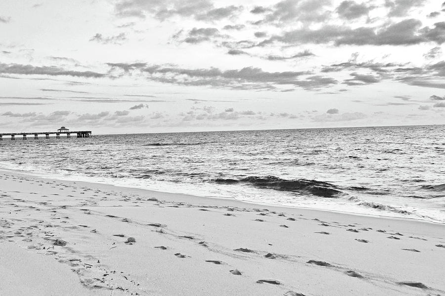Footprints In The Sand Bw Photograph By Jennie Hodges Pixels