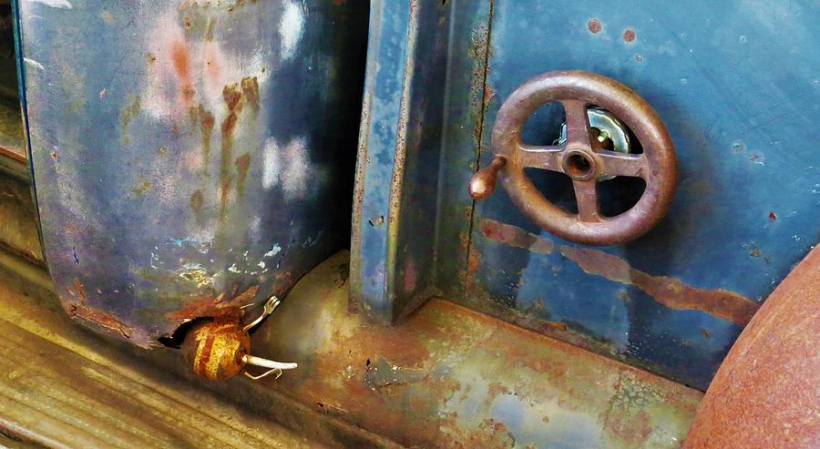 Cab Critter N Gas Cap Photograph by Frederick Hahn - Fine Art America