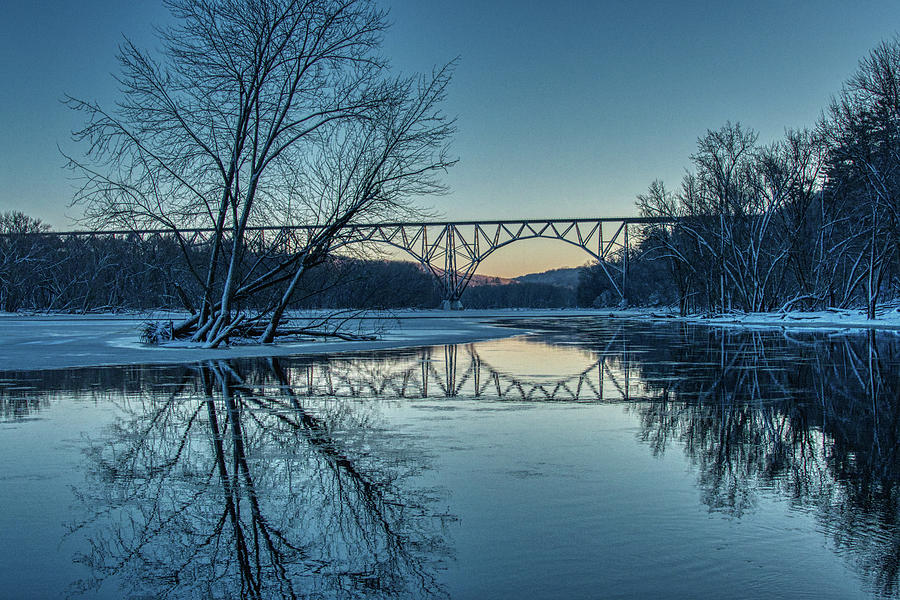 Calm Water Frozen Water Winter High Bridge Reflections Sunset St Croix ...