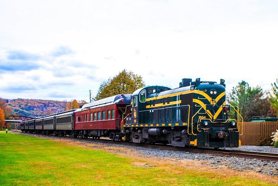 Excursion Train Photograph by William E Rogers - Fine Art America