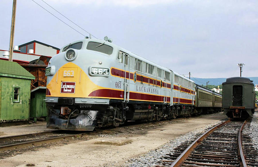 F3 Lackawanna Railroad Photograph by Bill Rogers - Fine Art America
