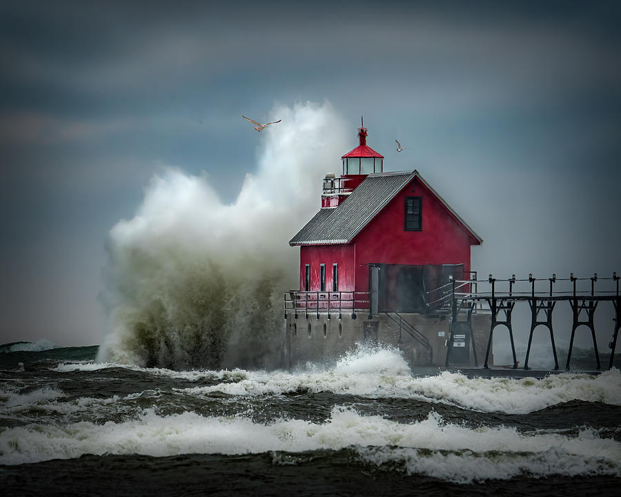 Grand Haven Lighthouse Storm Photograph By Roger Swieringa Fine Art