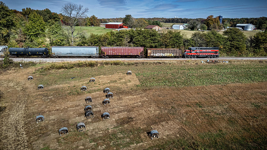 Hoosier Southern 468 at Buffalo City IN Photograph by Jim Pearson - Fine Art America