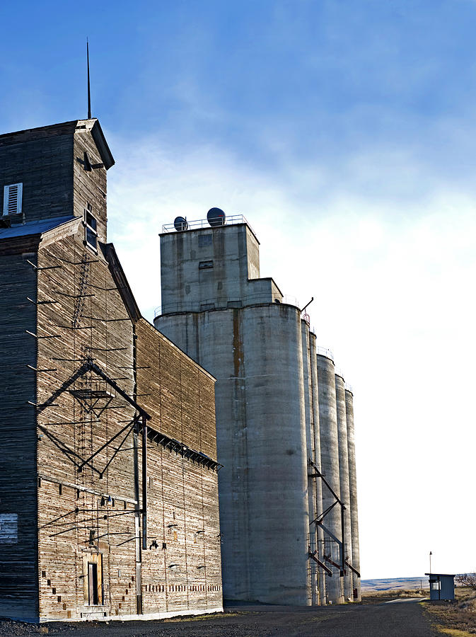 Kent Oregon Grain Elevators Photograph by Leah McDaniel | Fine Art America