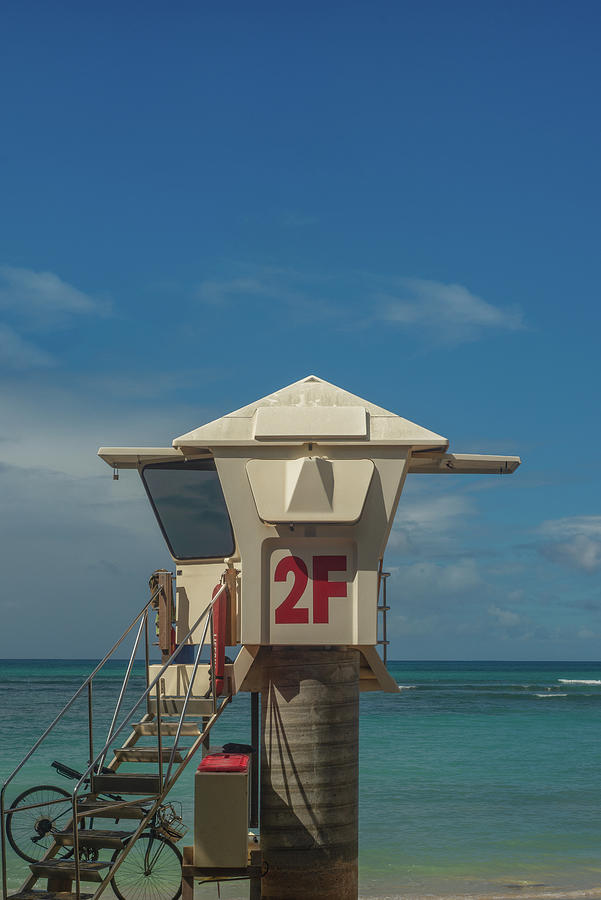 Lifeguard Station With Pacific Ocean and Blue Sky in Hawaii Photograph ...