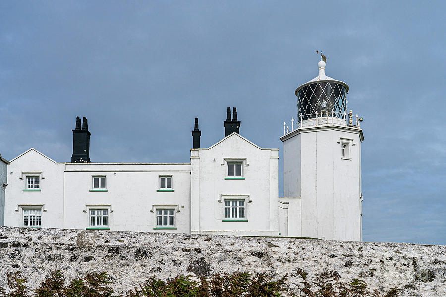 Lizard Point Lighthouse Photograph by Wayne Moran - Fine Art America
