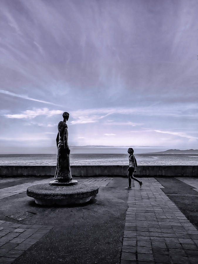 Malecon Sculpture Photograph by Ben Dominguez - Fine Art America