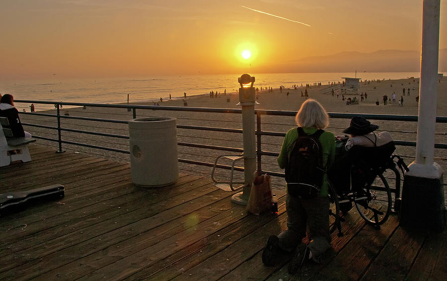 Mother and Daughter Beach Sunset Photograph by Long Tran - Fine Art America