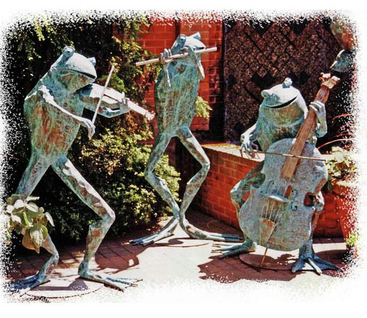 Musical Trio Of Frogs Sculpture by Beau Smith - Fine Art America