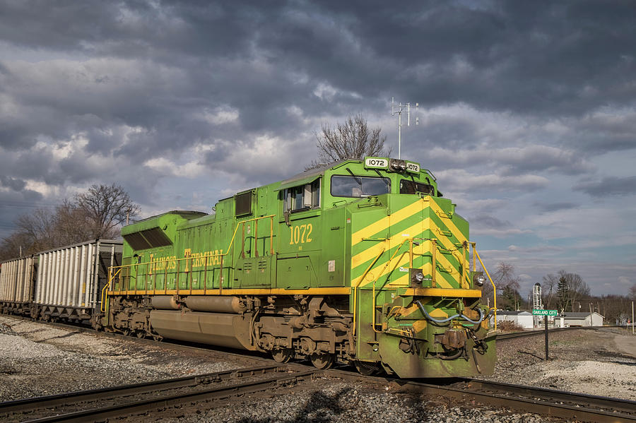 Norfolk Southern Heritage Unit 1072 Photograph by Jim Pearson - Fine Art America