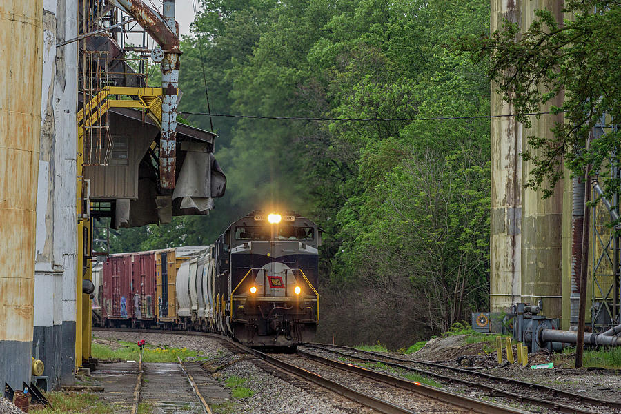 Norfolk Southern, NS 1070 EMD SD70ACe Pyrography by Steelrails Photography - Fine Art America