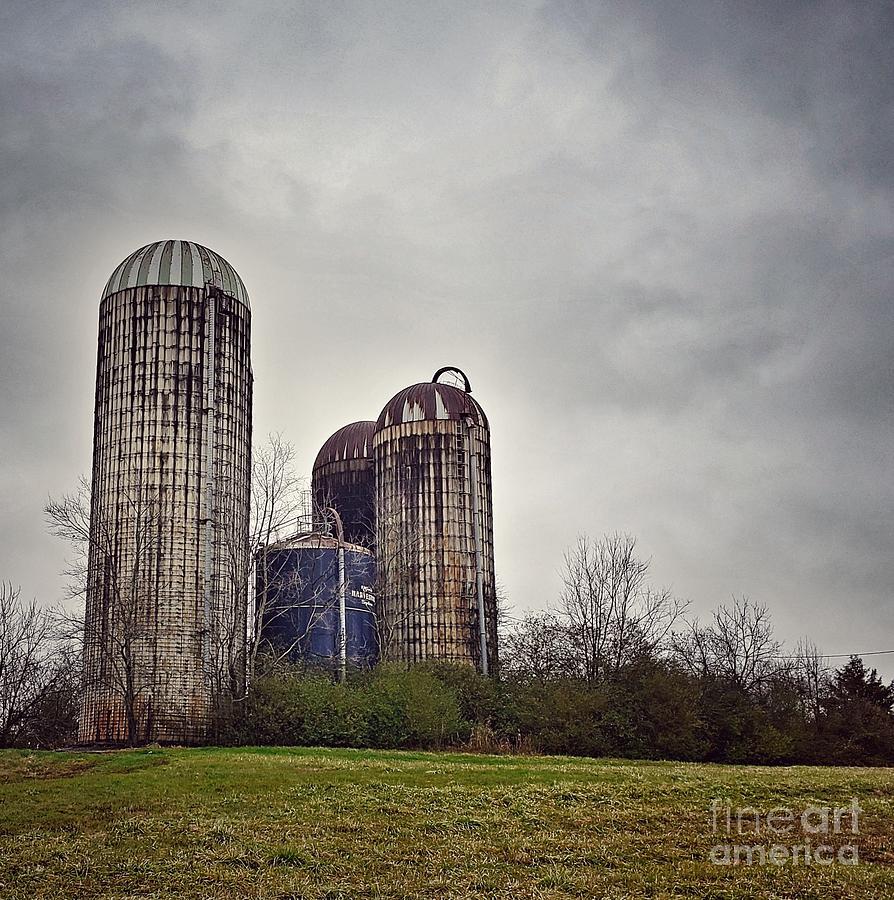 Rusty Silos Photograph by Dave Hall - Fine Art America