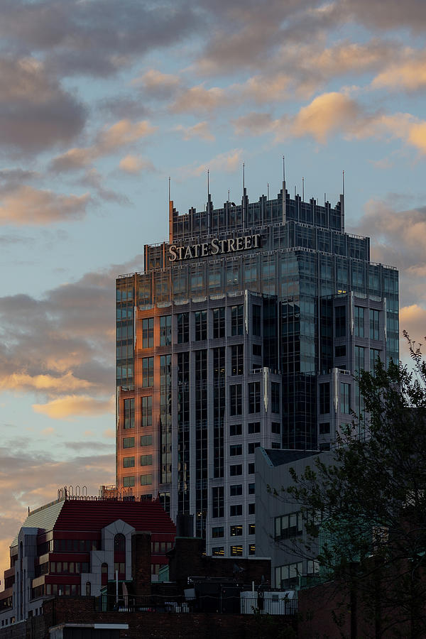 State Street Building Photograph by Pam Whisenhunt - Pixels