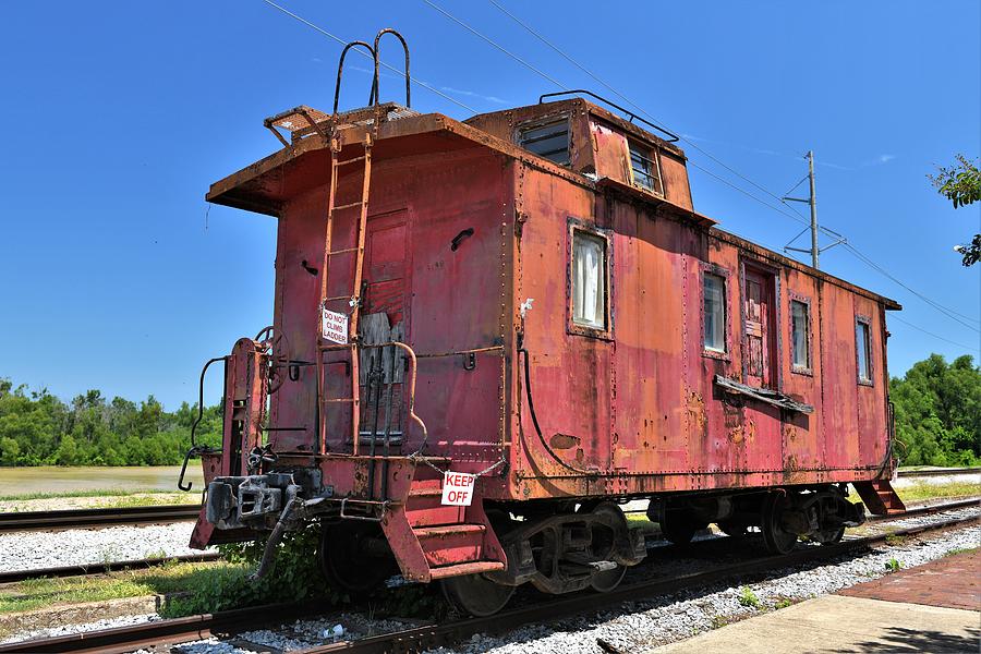 The Old Red Caboose. Photograph by Daniel Ladd - Fine Art America