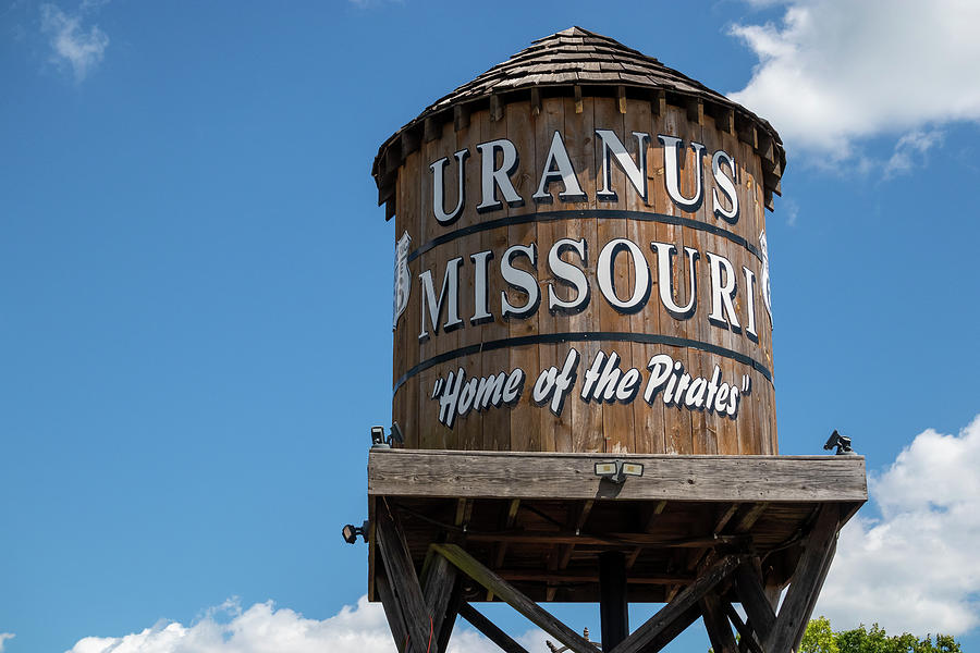 Uranus Missouri Water Tower 1 Photograph by John Brueske - Fine Art America